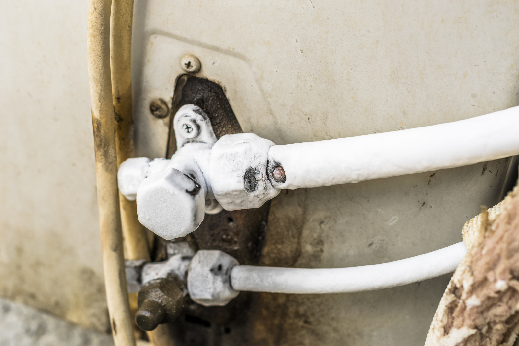HVAC 911 | Why Are My AC Lines Frozen?